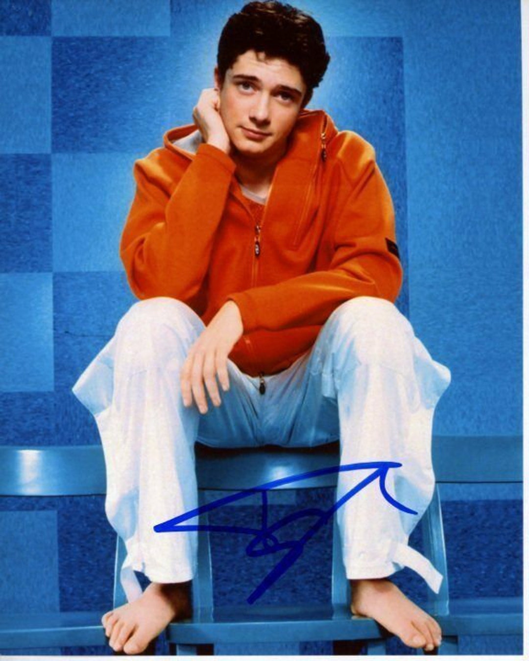 Topher Grace Barefoot