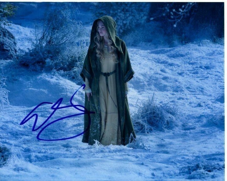 Elle Fanning Signed Autographed 8x10 Maleficent Aurora Photo - Etsy