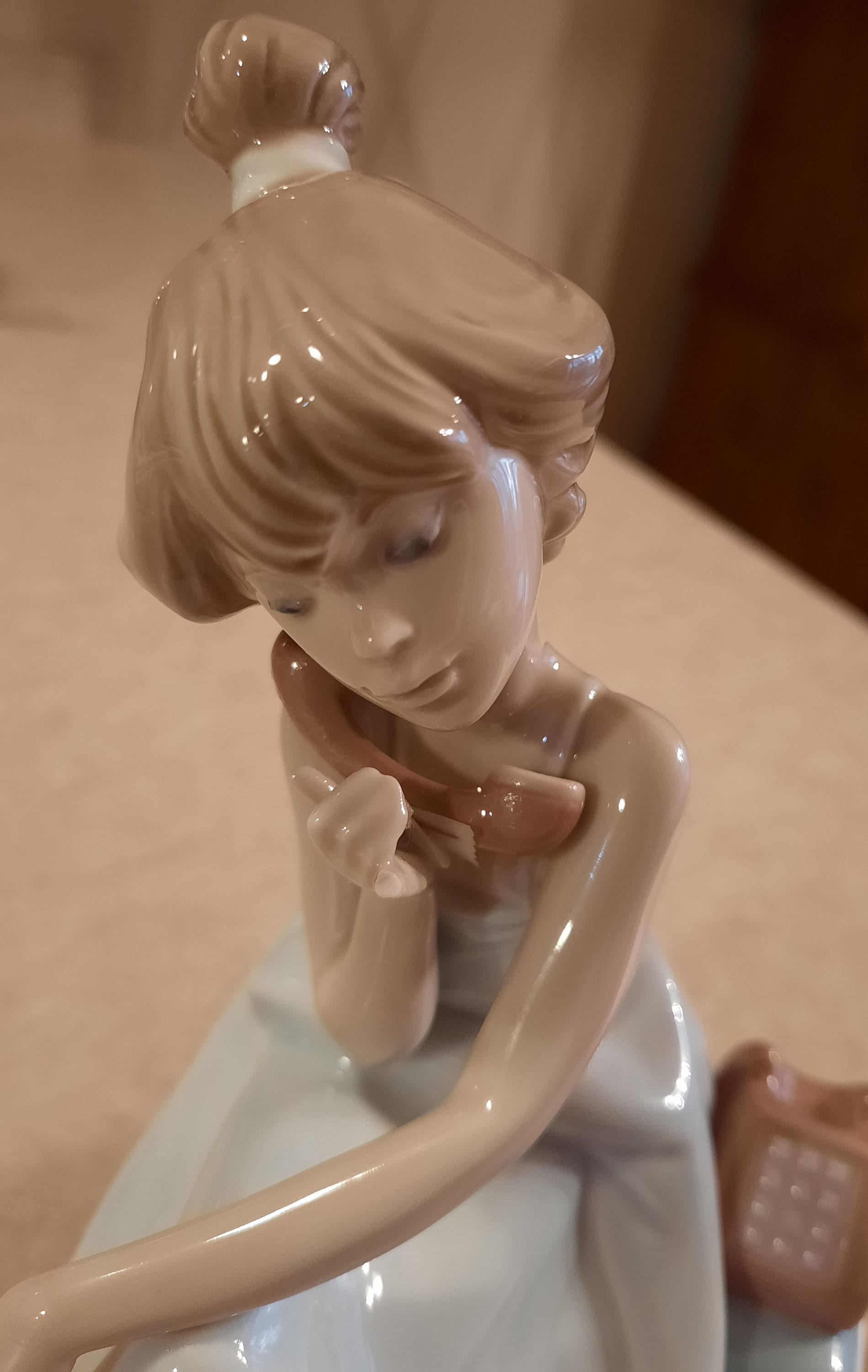 Lladro Chit Chat Girl Porcelain Figurine, Vintage Collectible - Etsy