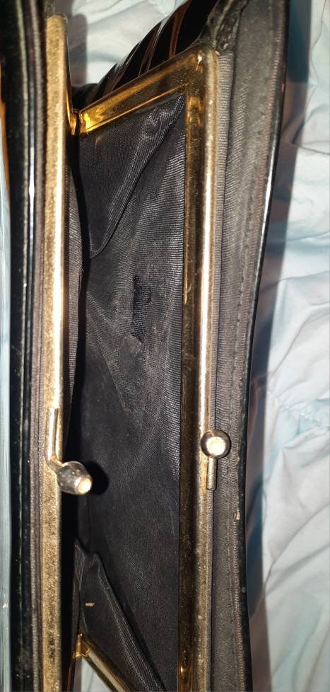 Black Patent Purse Double Top Handles Gold Kiss Lock Closure Pristine ...