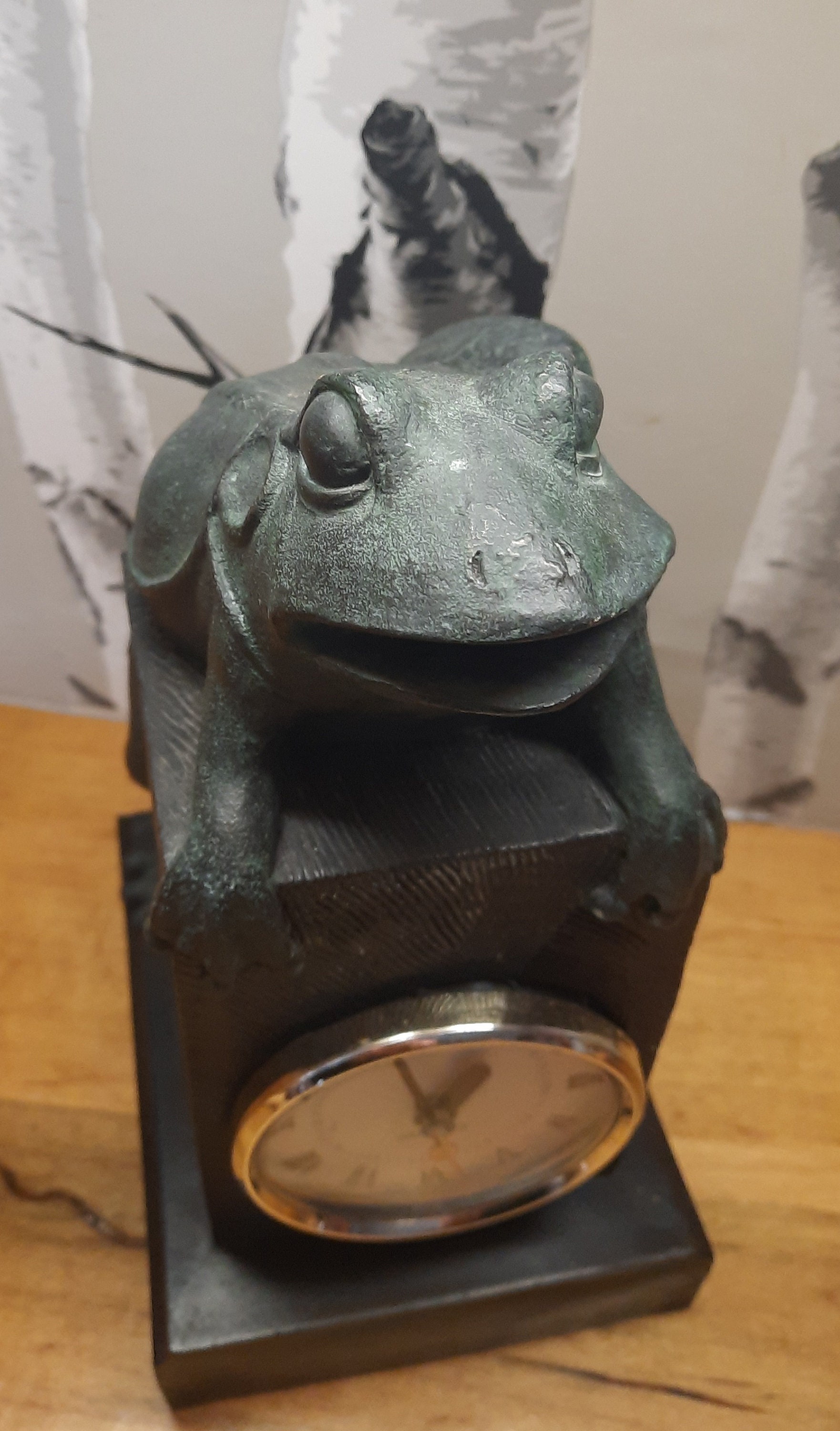 Bullfrog Mantle Clock Black Column Base, Verdes Frog Vintage 1990s - Etsy
