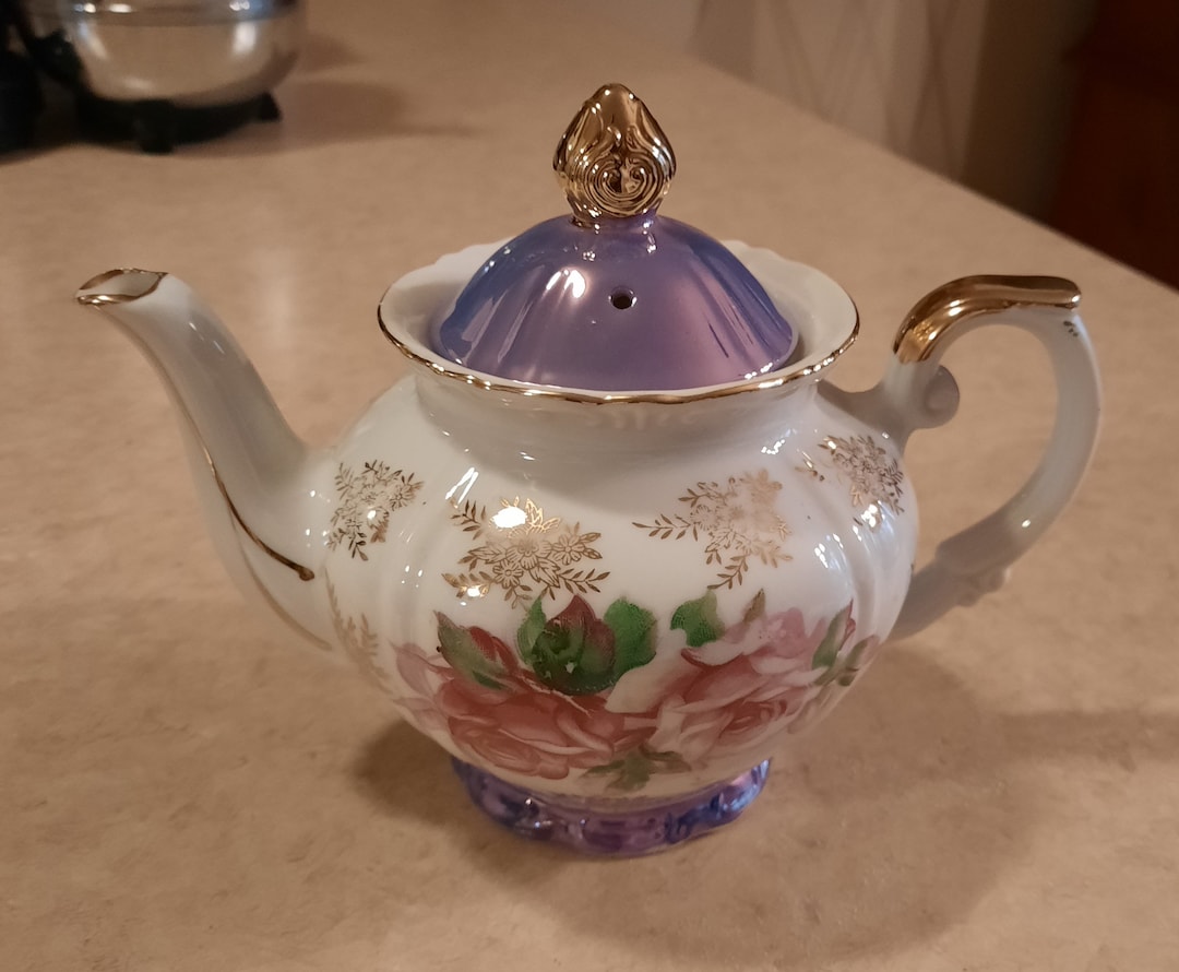 Royal Crown Teapot Roses, Opalescent Lavender Lid, Vintage - Etsy