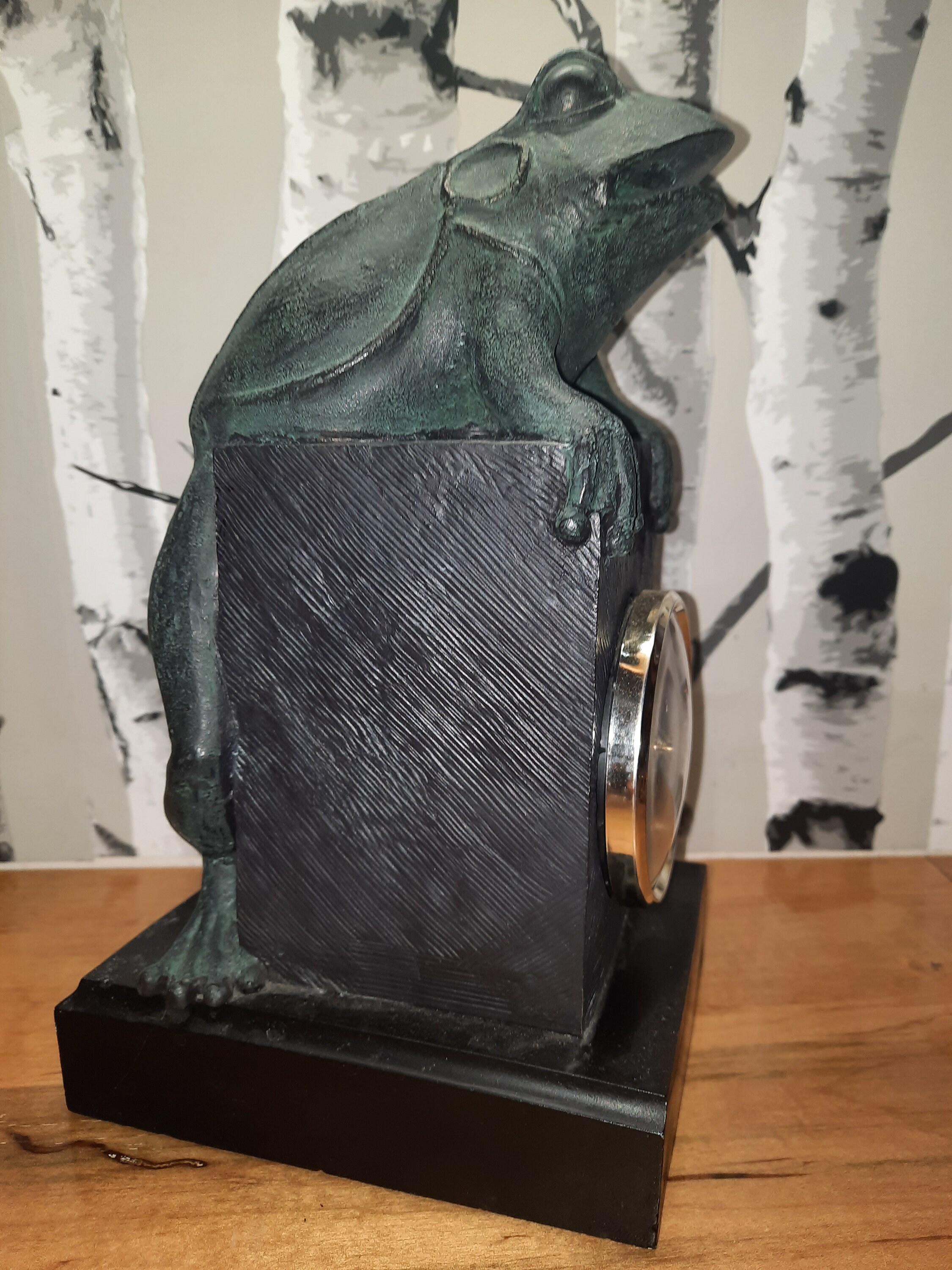 Bullfrog Mantle Clock Black Column Base, Verdes Frog Vintage 1990s - Etsy