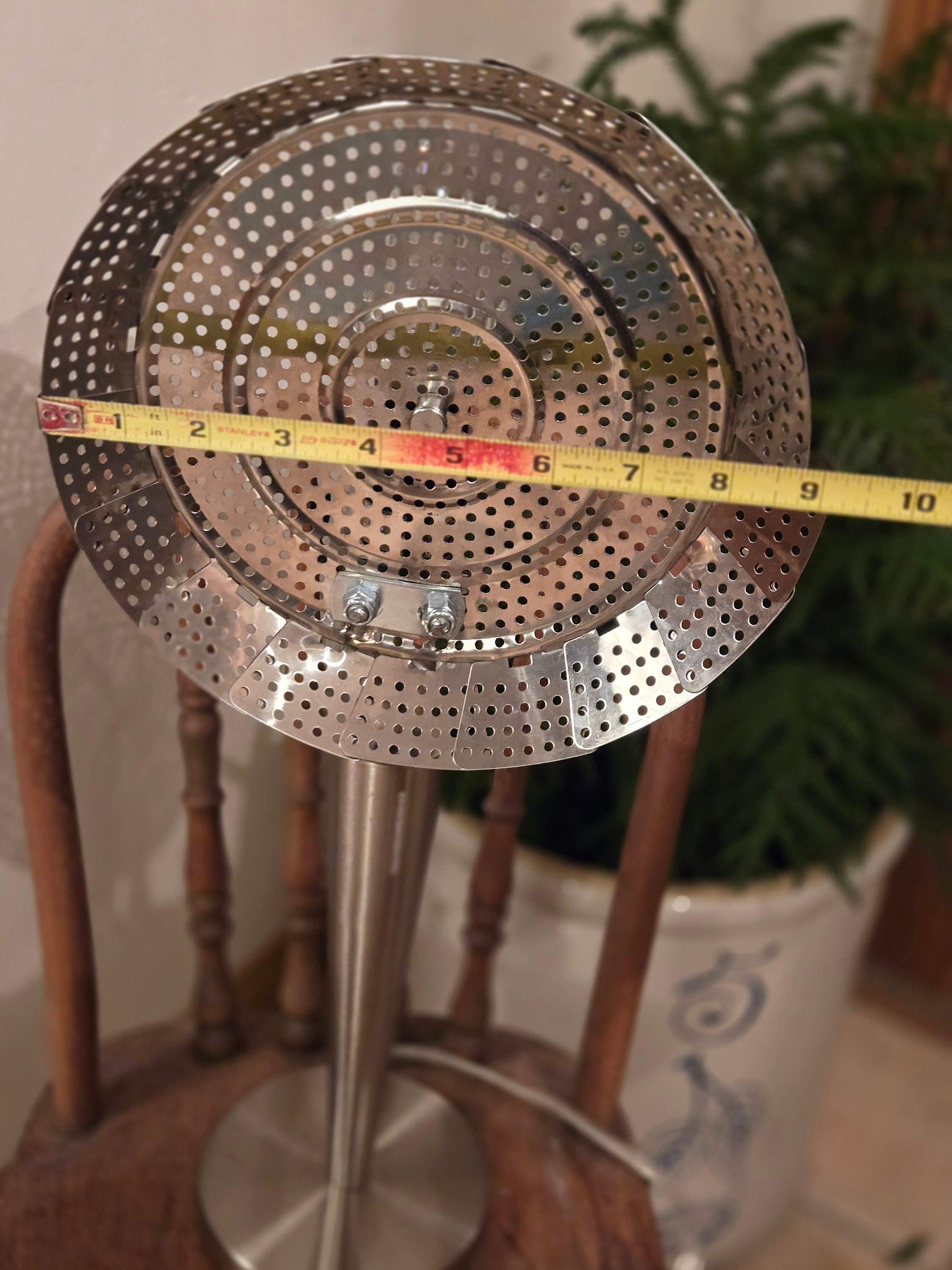 Stainless Steel Vegetable Steamer Flower Tabletop Lamp Vintage ...