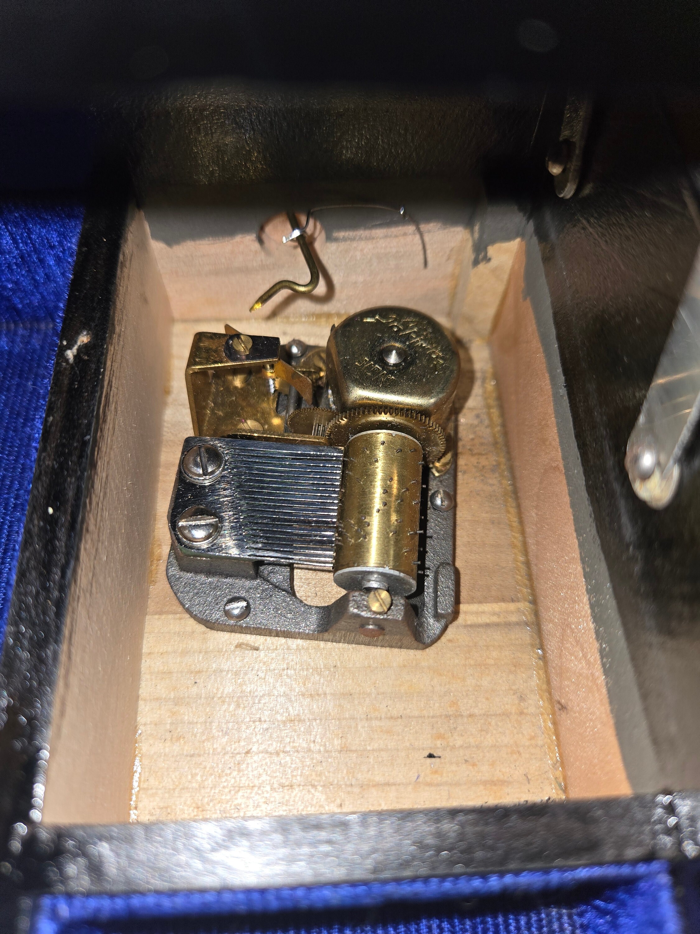 Japanese Black Lacquer Mt Fuji Music Jewelry Box 1940s Mint Condition ...