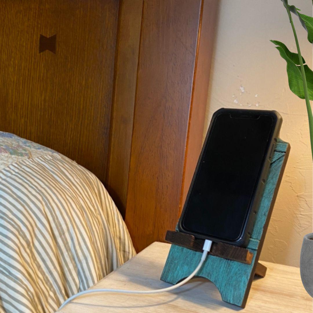 Pine Phone Stand, Farmhouse Phone Holder, Rustic Wooden Phone Stand ...