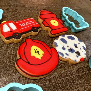 Fire Fighter / Firehouse Cookie Cutter Set - Etsy