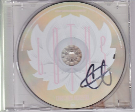 Christina Aguilera Lotus Cd