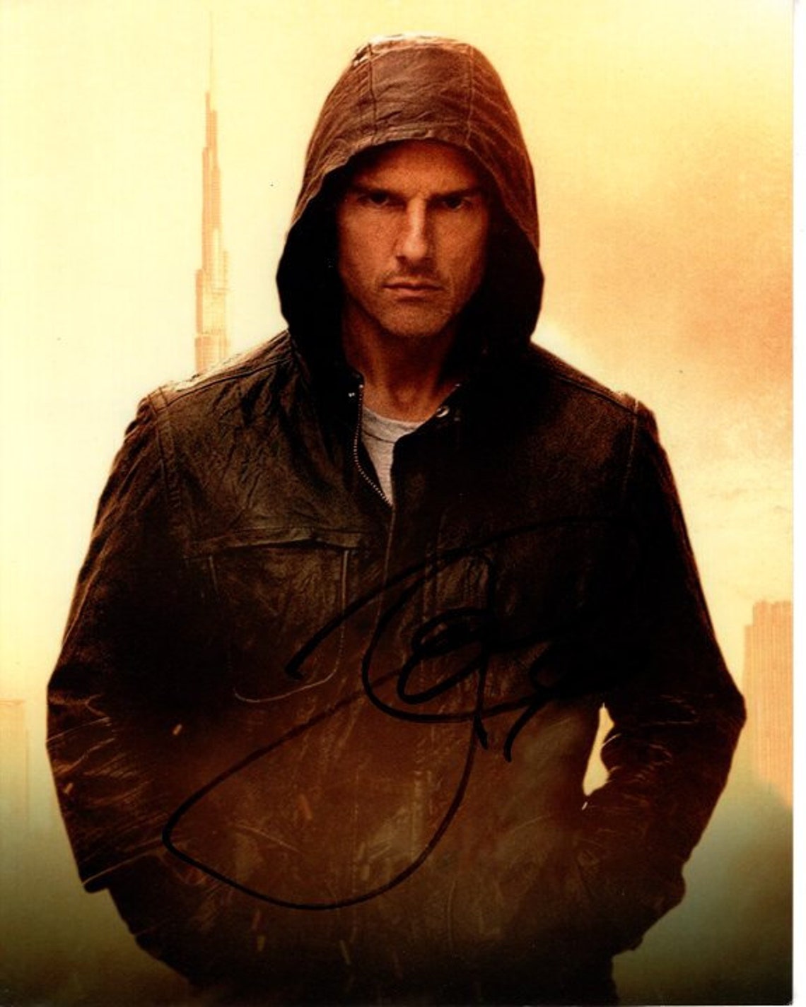 Tom Cruise Signed Autographed 8x10 Mission Impossible Ethan Hunt ...