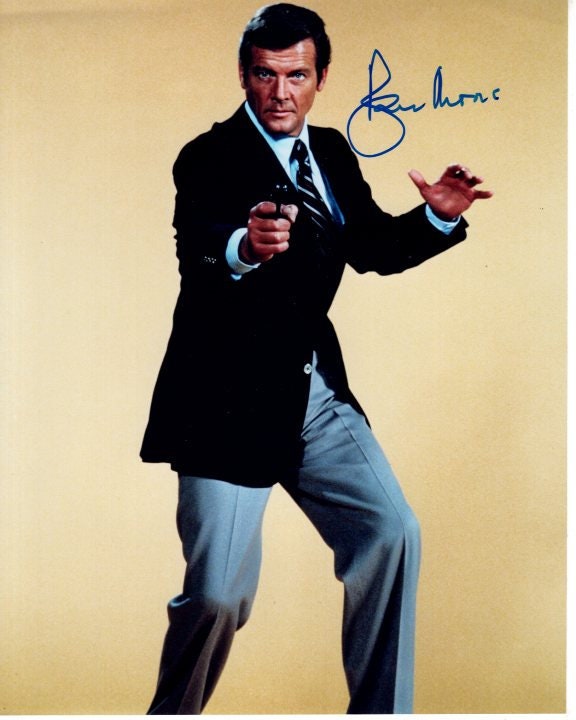 Roger Moore Signed Autographed 8x10 James Bond 007 Photograph - Etsy
