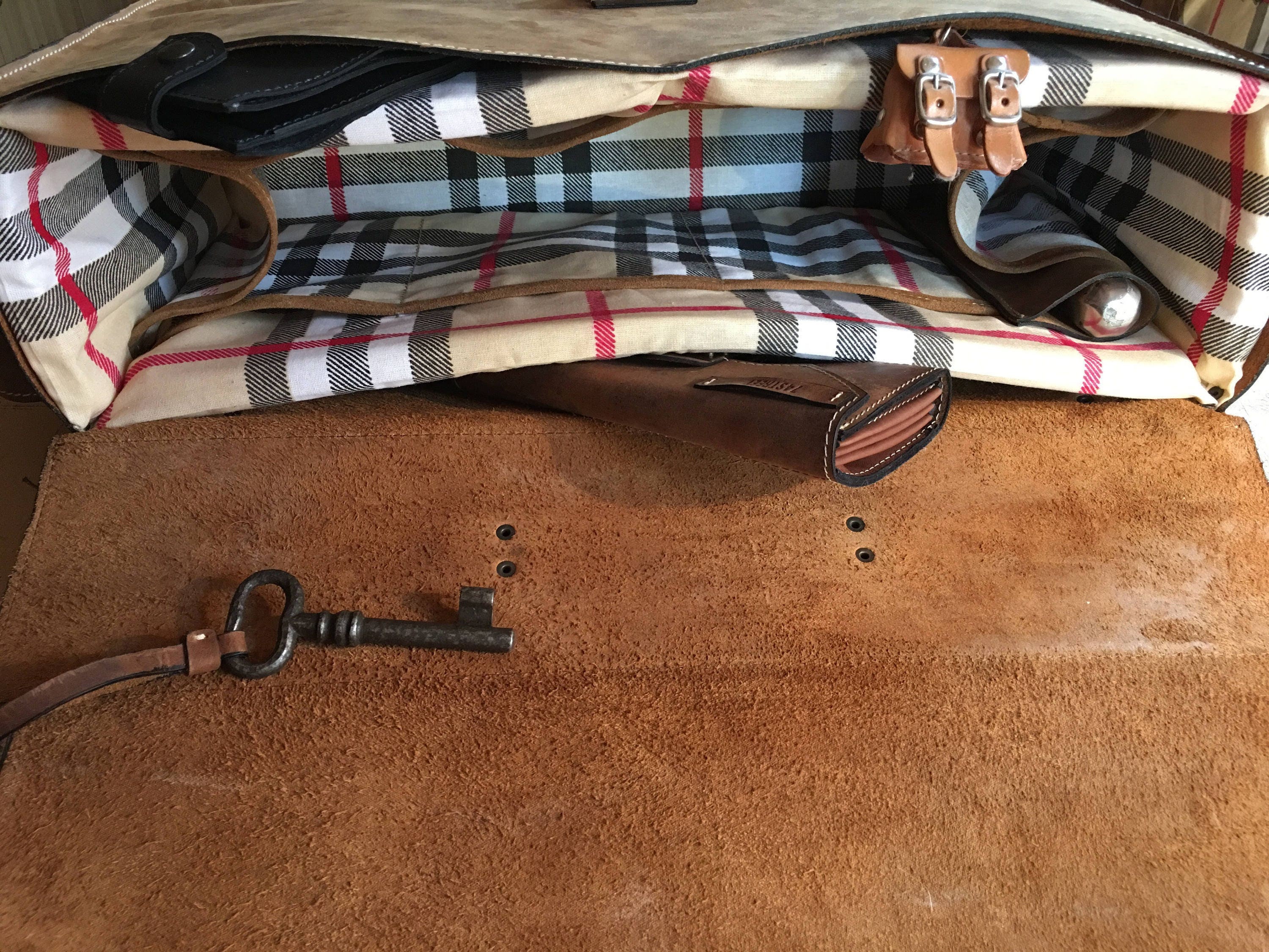 Handcrafted Leather Bar Tool Bag for Bartenders & Baristas, Stylish ...