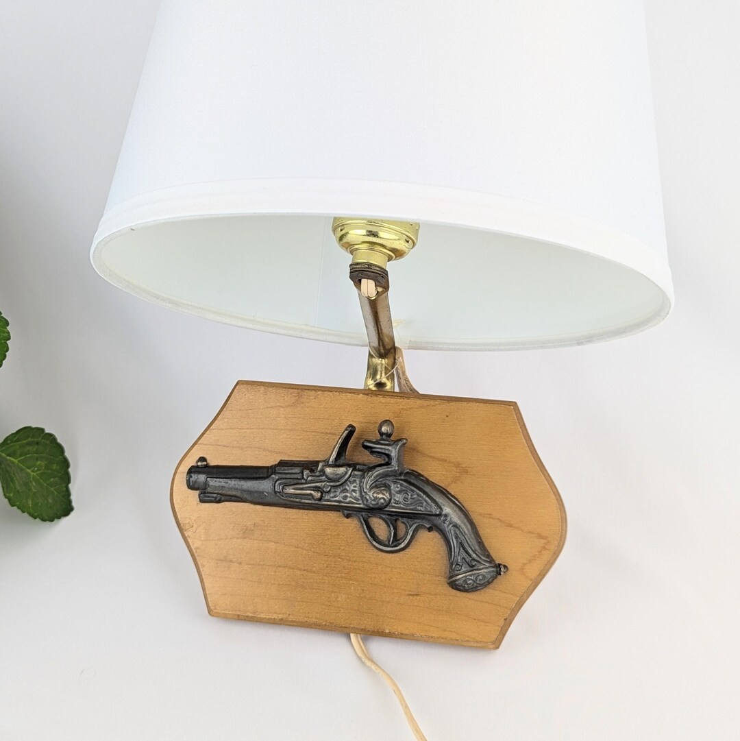 1950s Western Revolver Wall Lamp | Vintage Cowboy Western Style ...