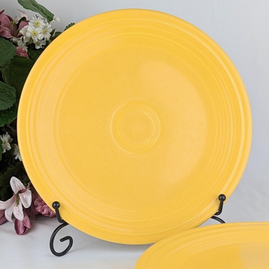 Set of 4 Vintage Yellow Fiestaware Luncheon Plates Classic Yellow Homer ...