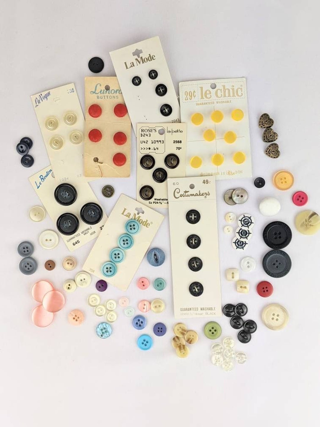 100+ Vintage Buttons for Sewing or Craft Projects | Random Button Lot ...