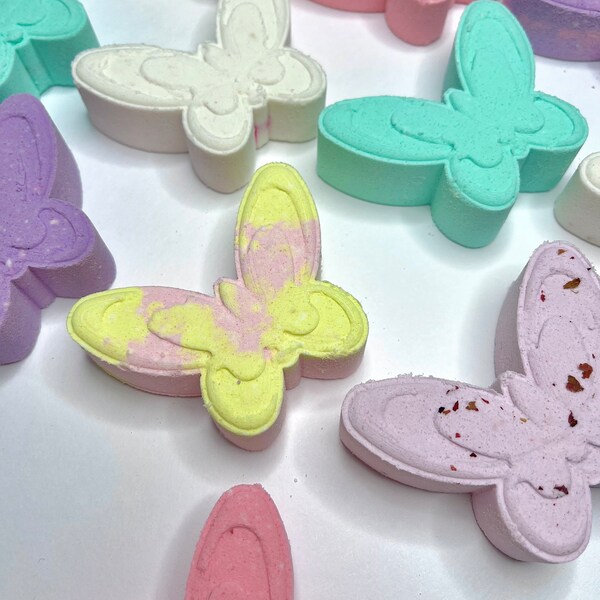 Handmade Bath Bomb - Etsy