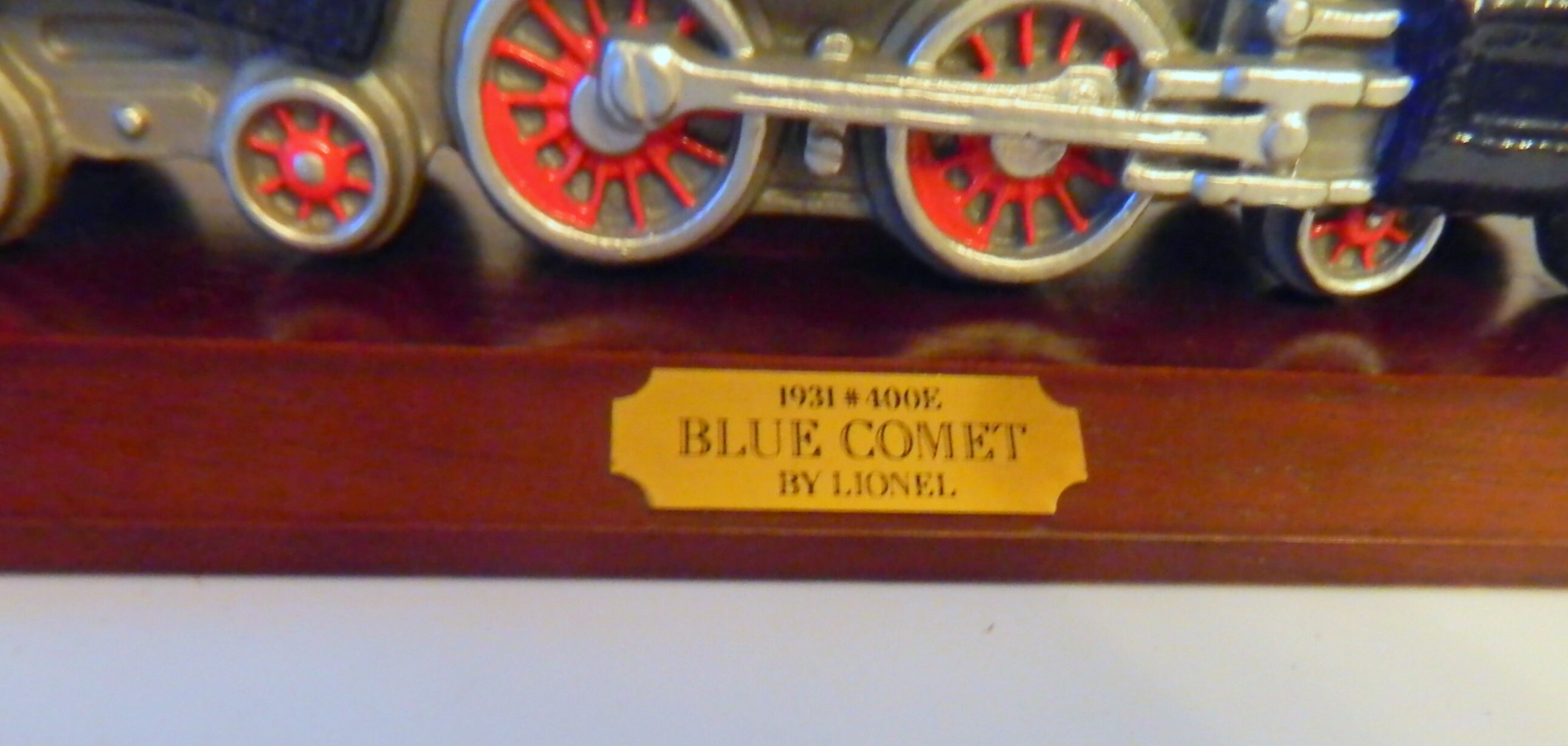 Train Vintage Avon Collectibles Blue Comet First in A Series of Lionel ...