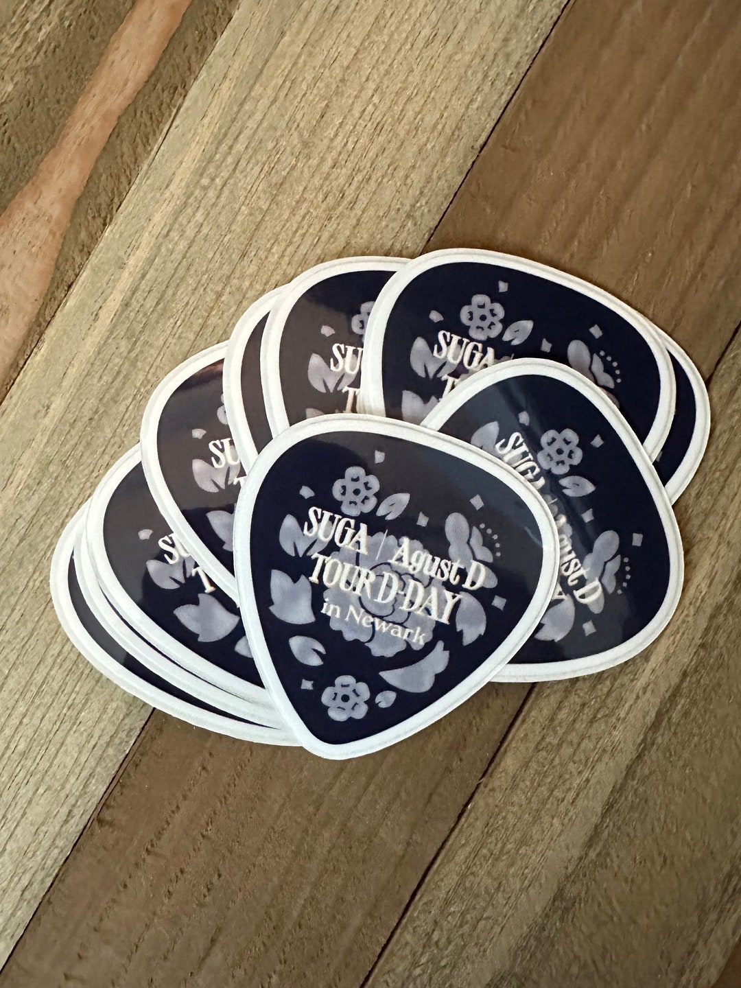 D-day Tour Guitar Pick Sticker - Newark - New Jersey - Etsy