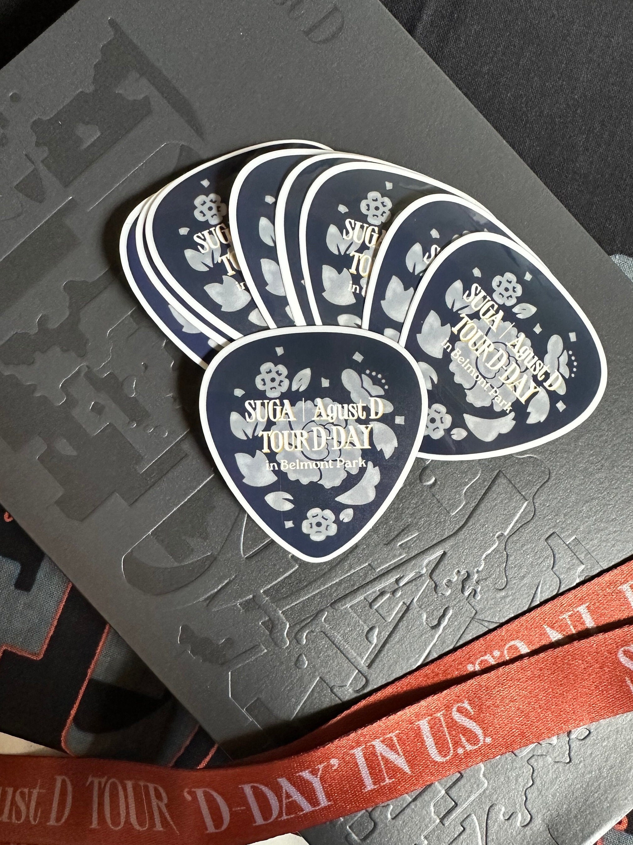 D-day Tour Guitar Pick Sticker Belmont Park New York - Etsy