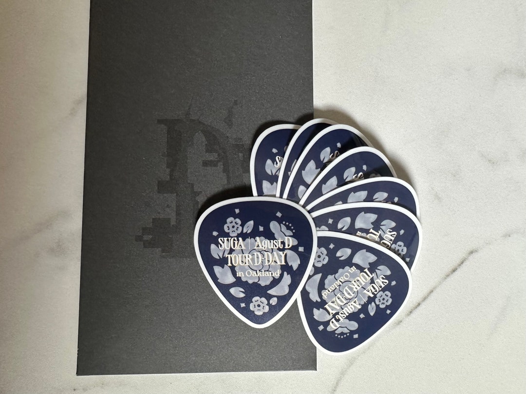 D-day Tour Guitar Pick Sticker - Oakland - Etsy