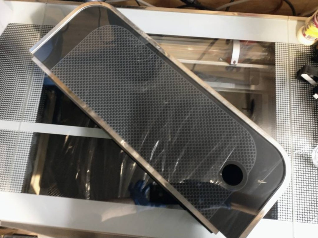 USED Right Glass Panel Shroud for Old Style Glowforge. - Etsy