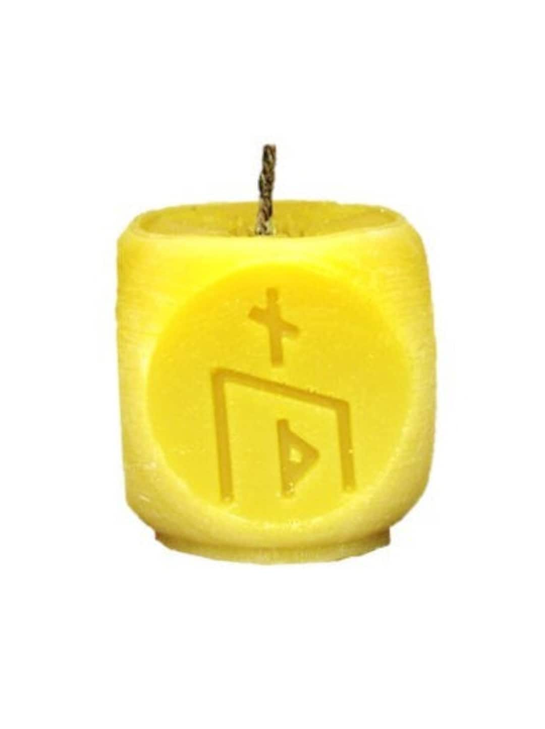 Runes, Nordic Runes, Runic Good 62 overcoming Fear Wicca, Pagan, Altar ...