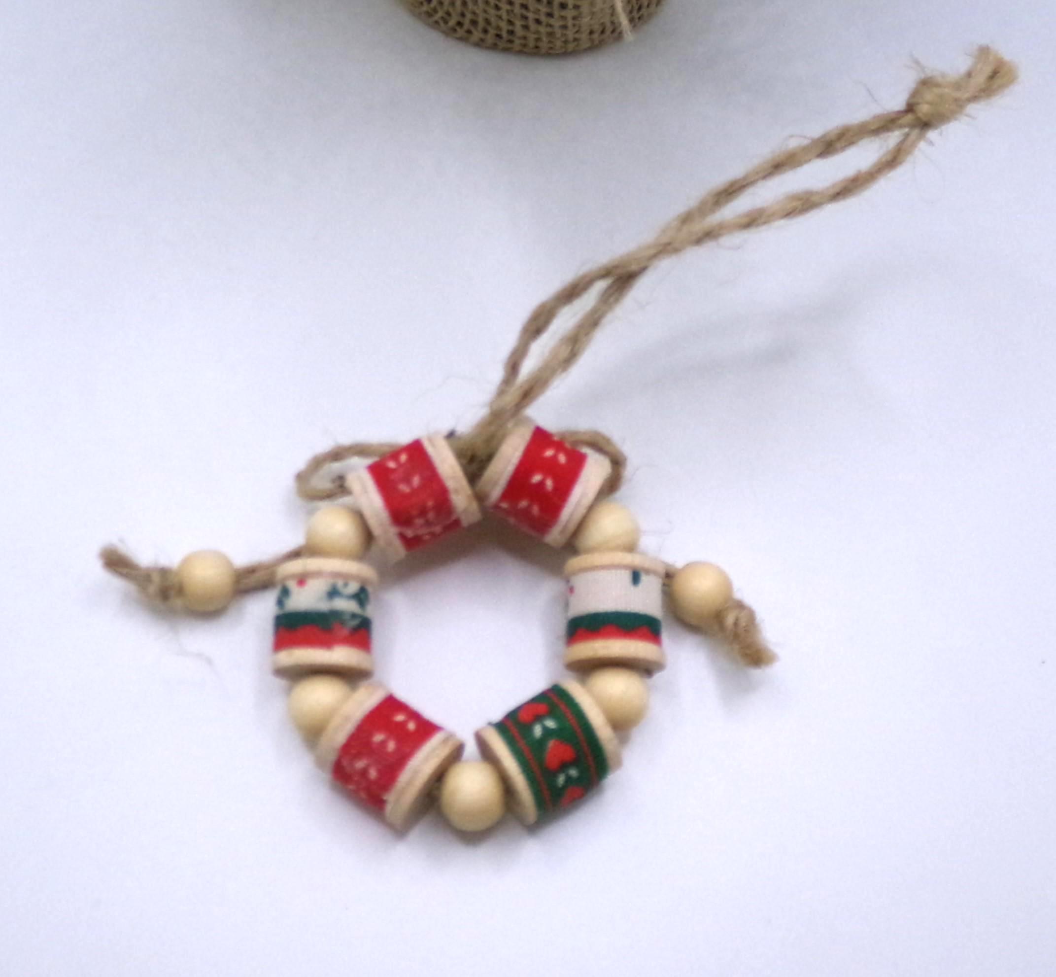 Wood Spool Christmas Wreath Ornament - Assorted Reds, Green & White - Etsy