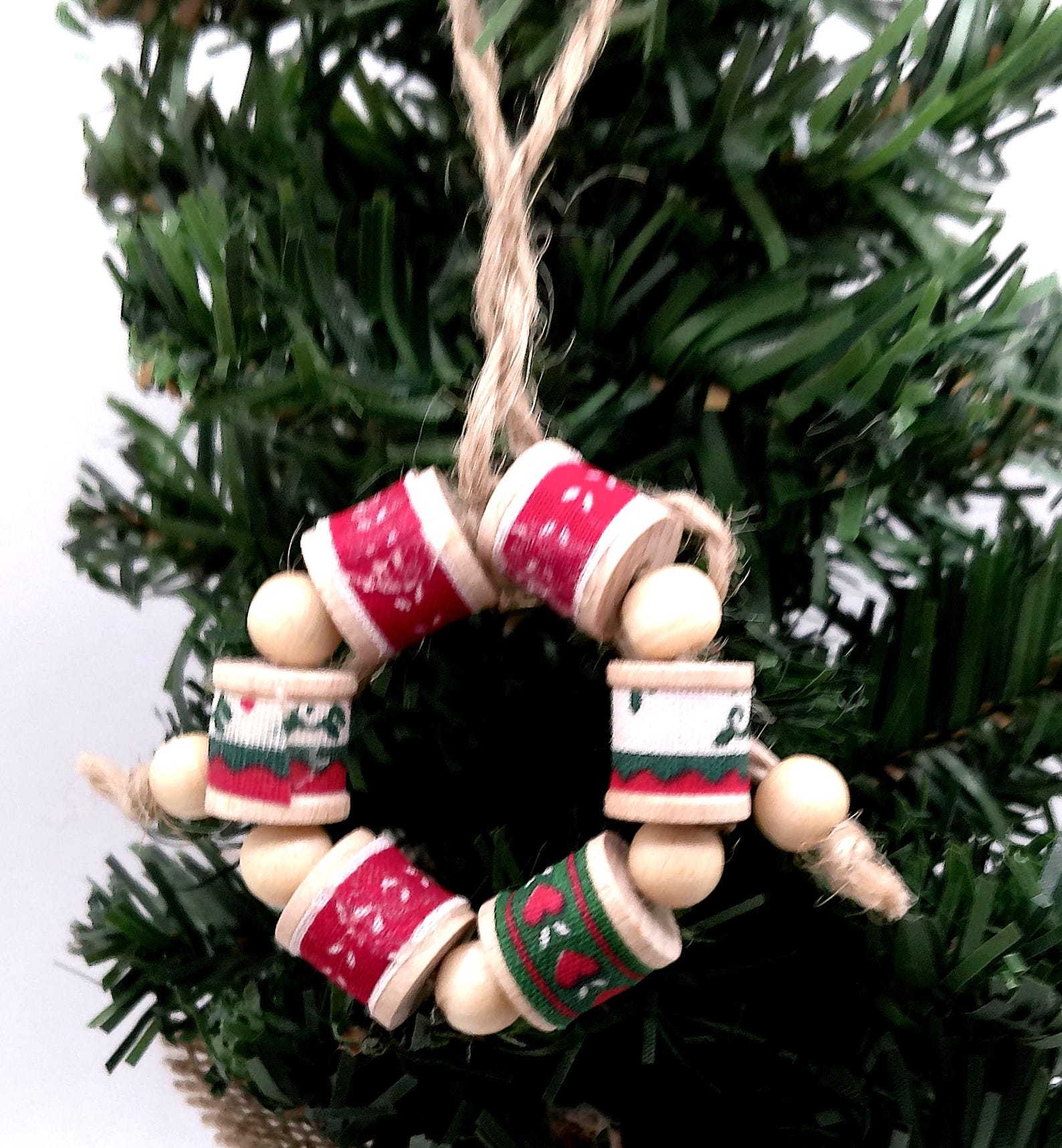 Wood Spool Christmas Wreath Ornament - Assorted Reds, Green & White - Etsy