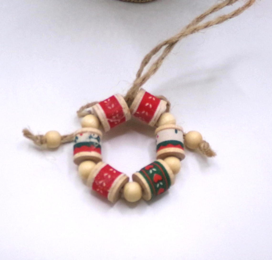 Wood Spool Christmas Wreath Ornament - Assorted Reds, Green & White - Etsy