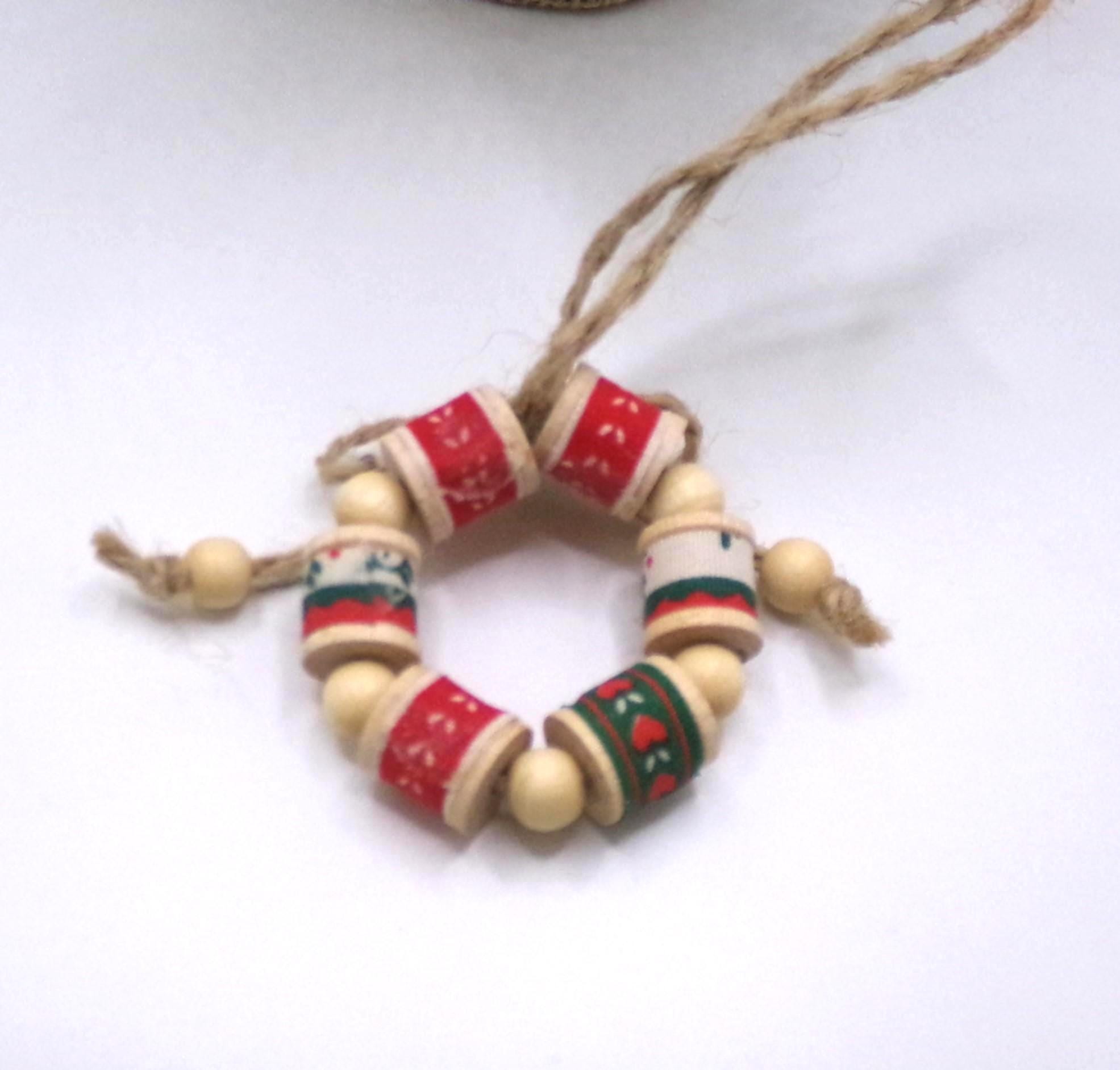 Wood Spool Christmas Wreath Ornament - Assorted Reds, Green & White - Etsy