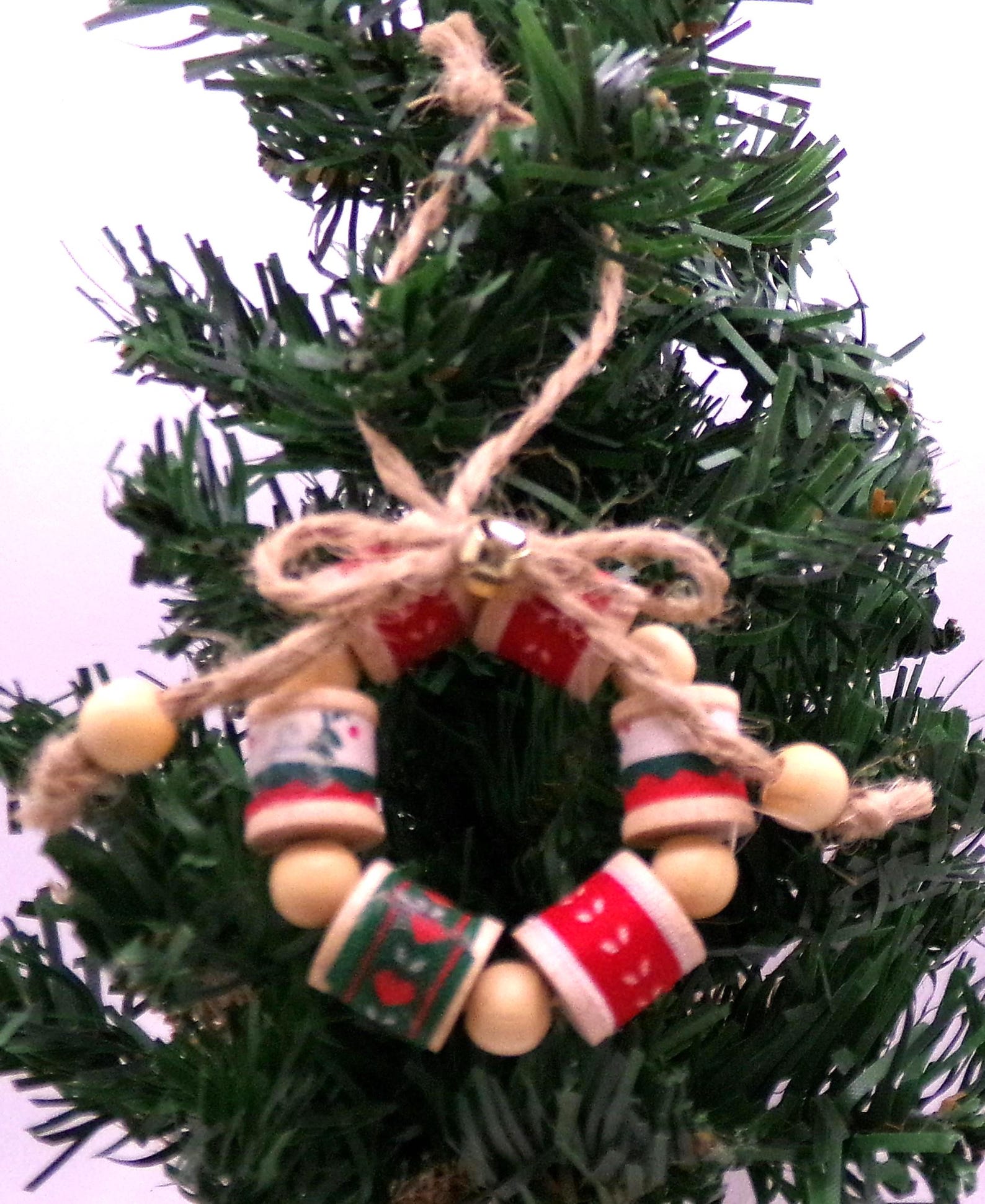 Wood Spool Christmas Wreath Ornament - Assorted Reds, Green & White - Etsy