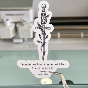 ACOTAR Inspired Minimalist Sticker - You Do Not Yield Quote - Etsy