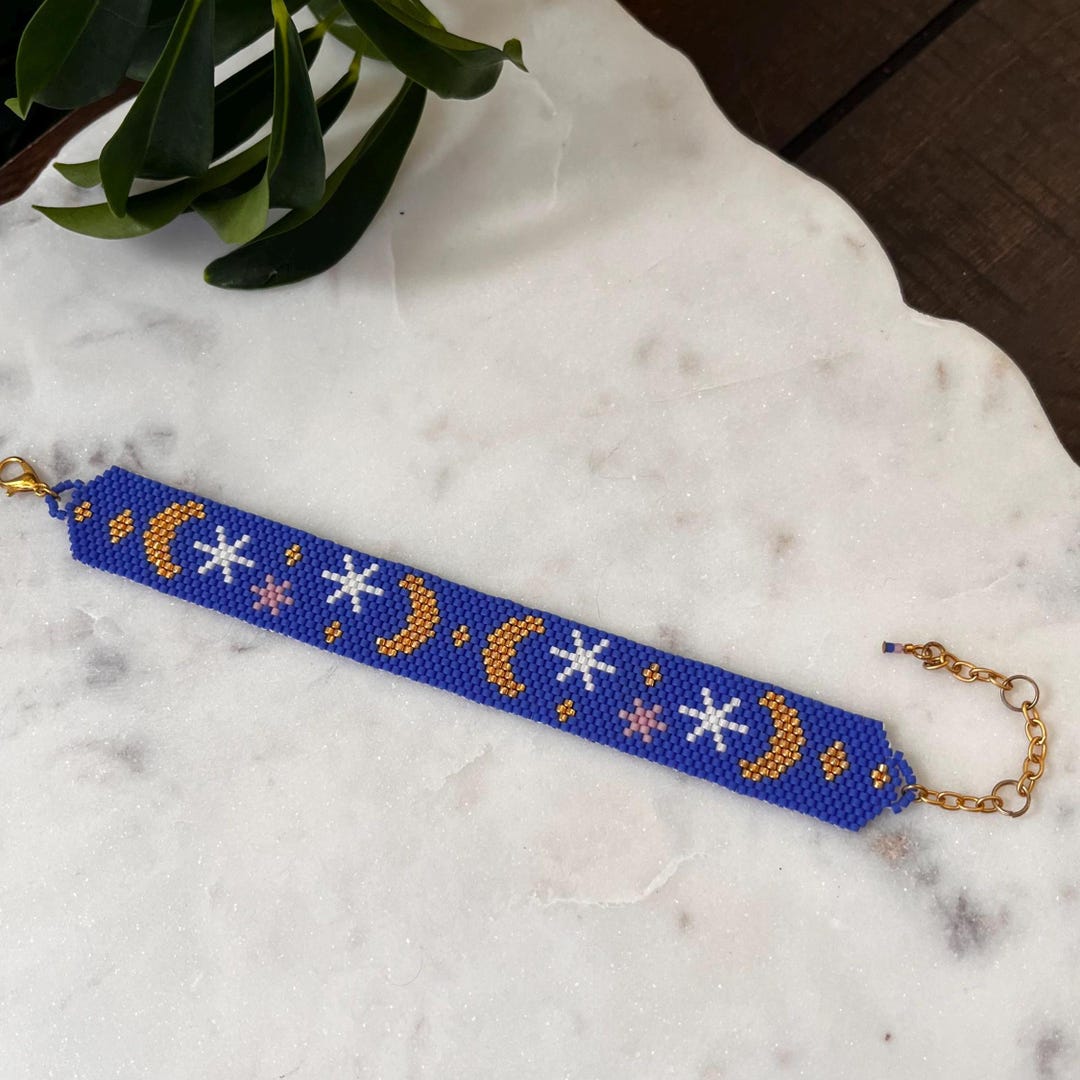 Crescent Moon and Star Beaded Bracelet, Handwoven Celestial Bracelet - Etsy