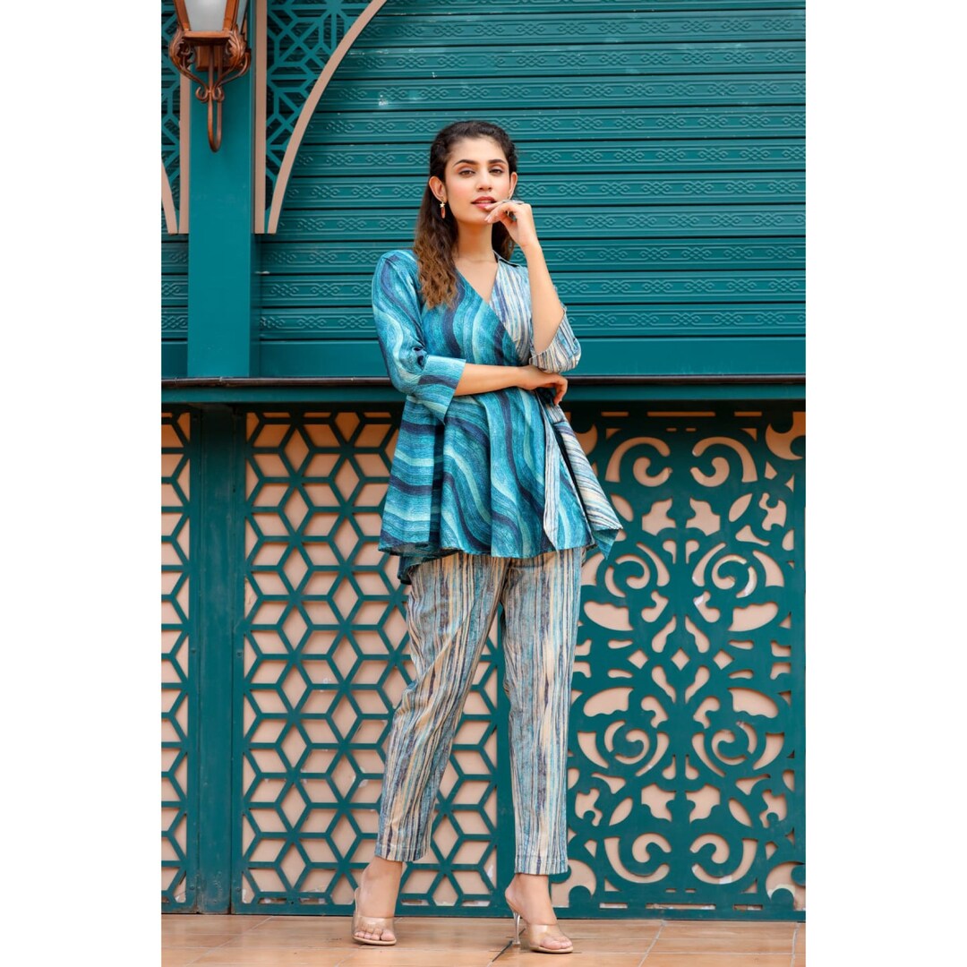 Pakistani Muslin Co-ord Set for Summers Pink Co Ord Set Floral Prints ...