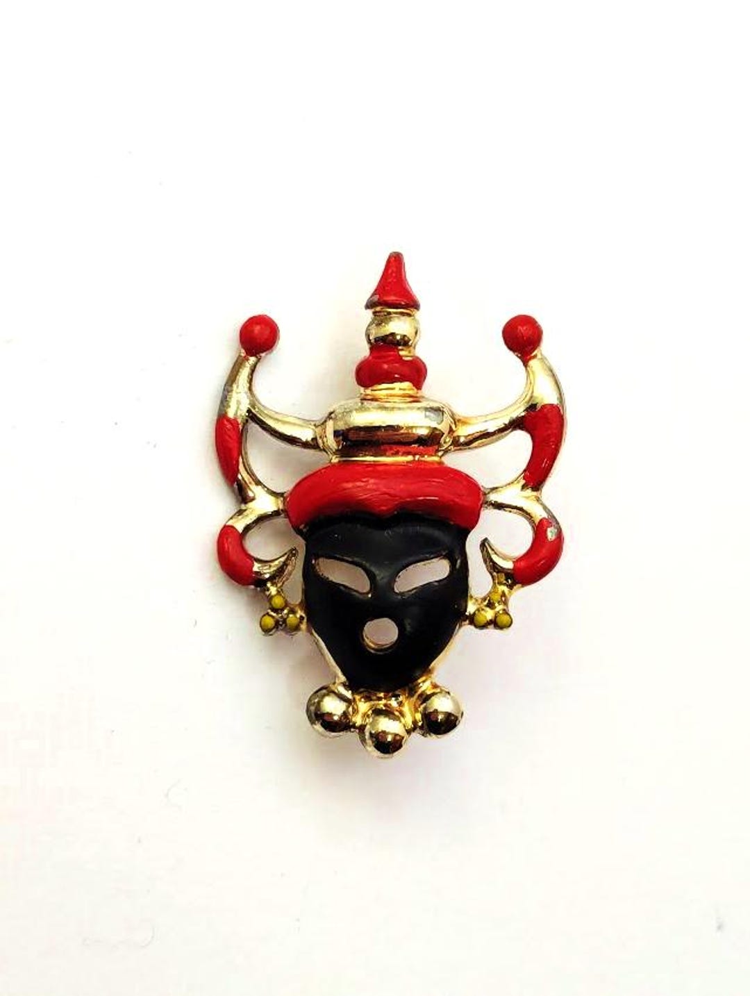 Vintage Queen Pin, 1960's, Vintage Jewelry - Etsy