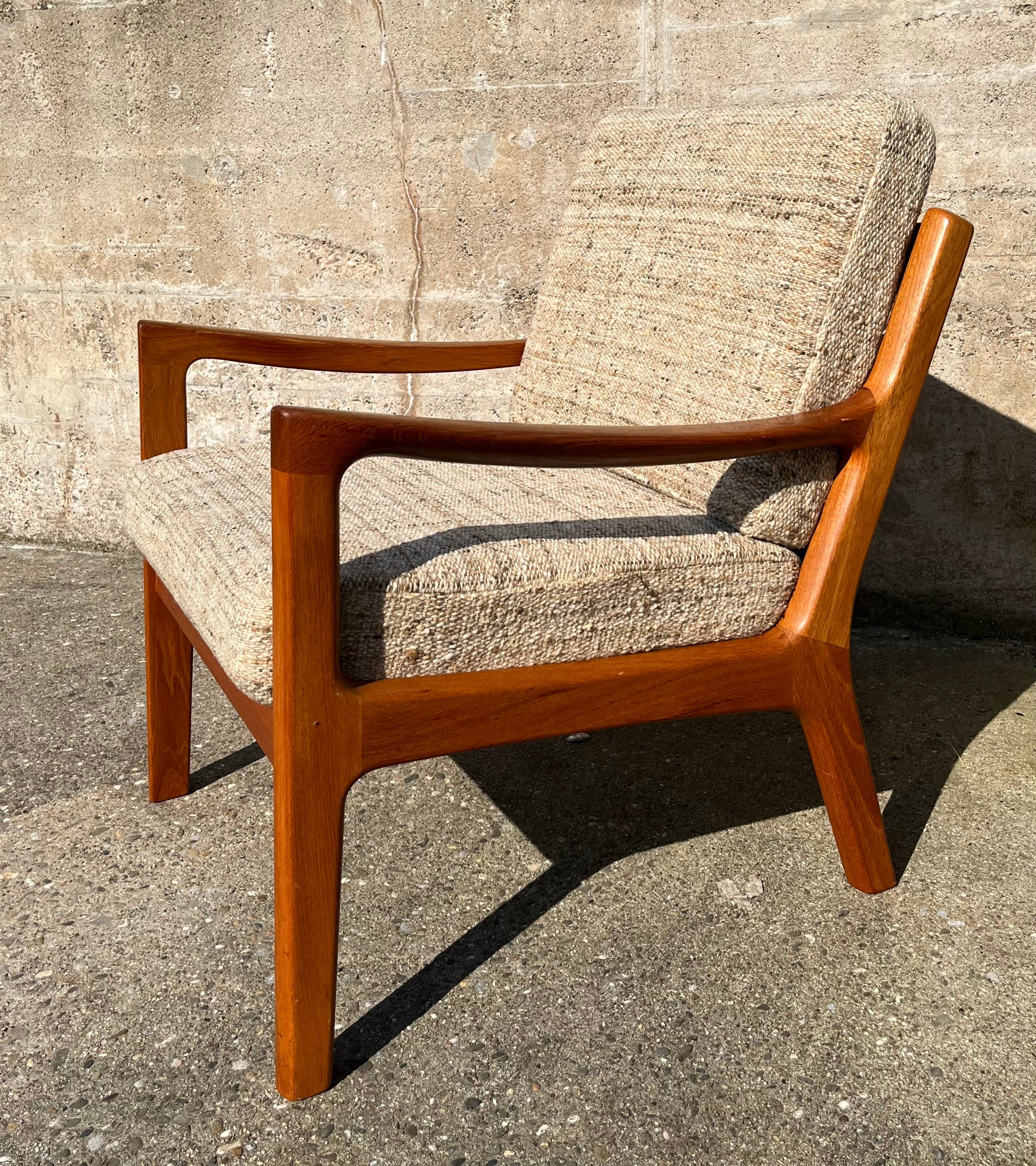 Ole wanscher senator chair store