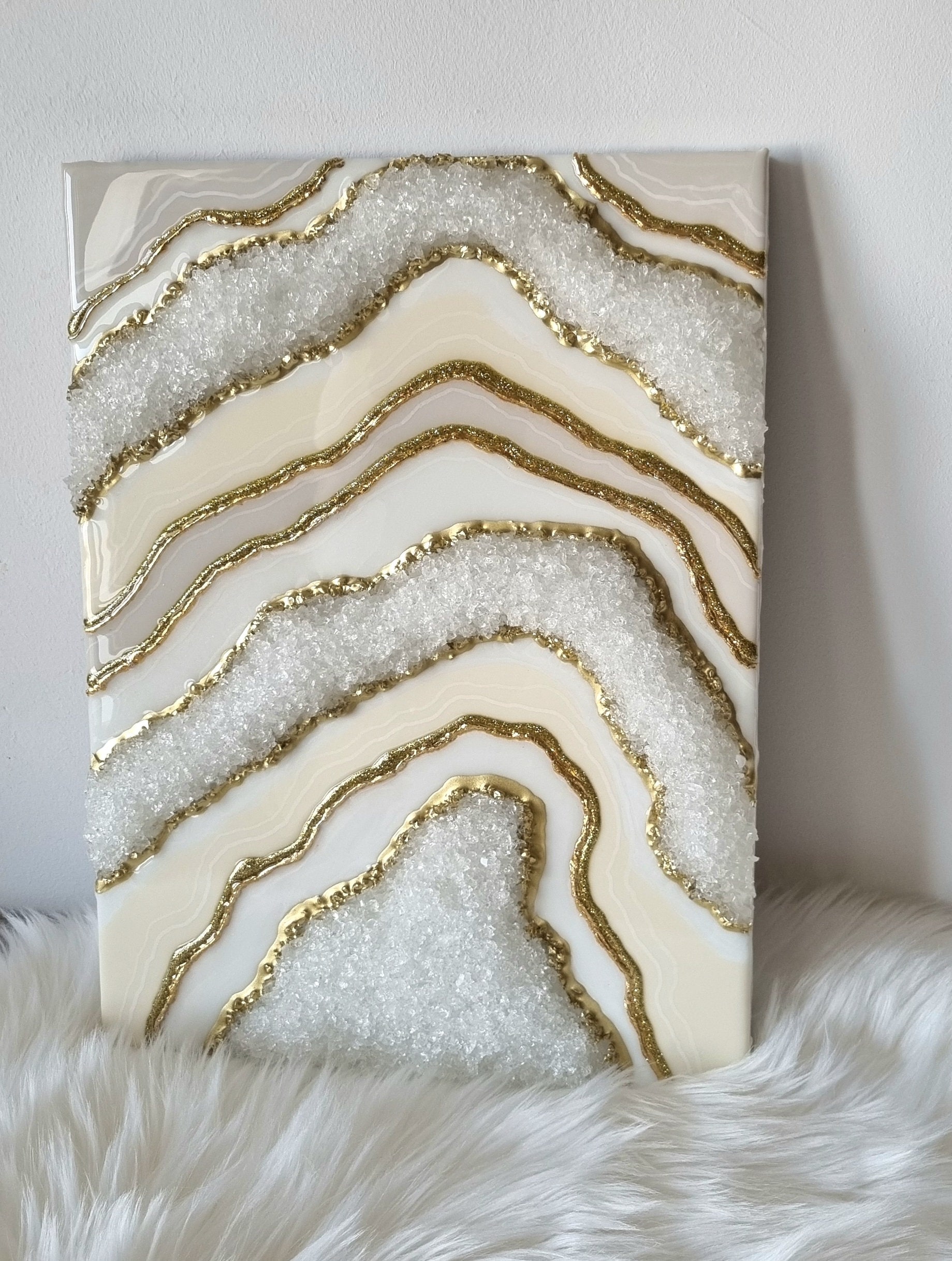Wall Decor, Resin Wall Art, Crystal Geode Decor, Resin Geode Art - Etsy
