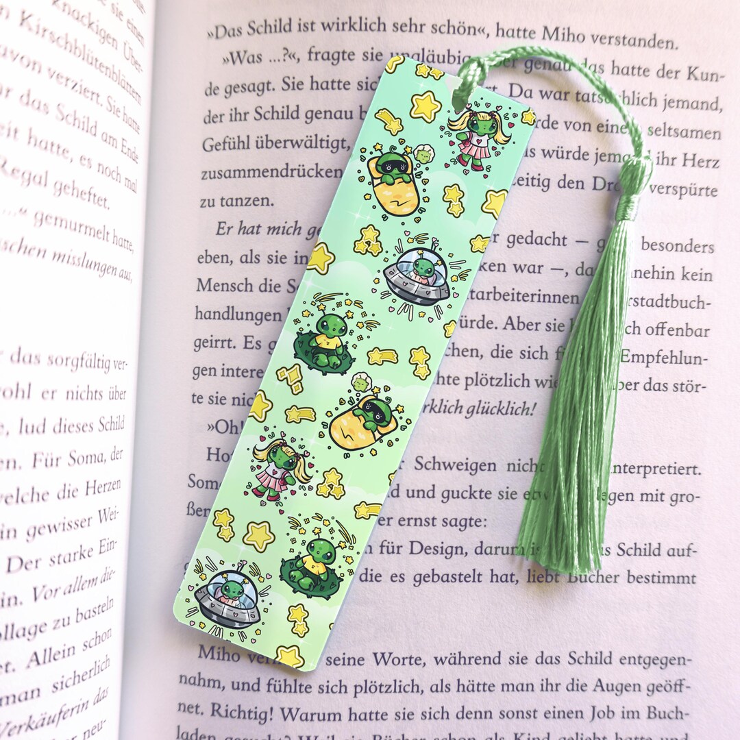 Kawaii Alien Acrylic Bookmark | Stars Moon Galaxy Alien Vinyl Bookmark ...