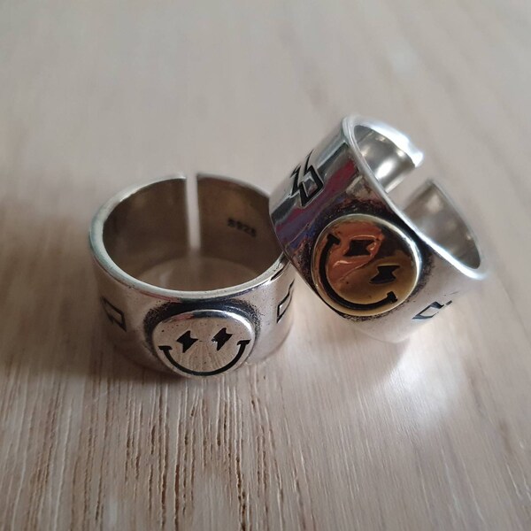 Smiley Face Ring - Etsy