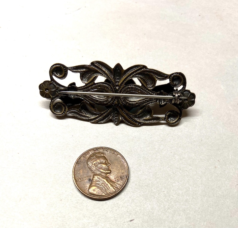 Antique Look Brass Pin/brooch - Bar/collar Pin With Transparent ...
