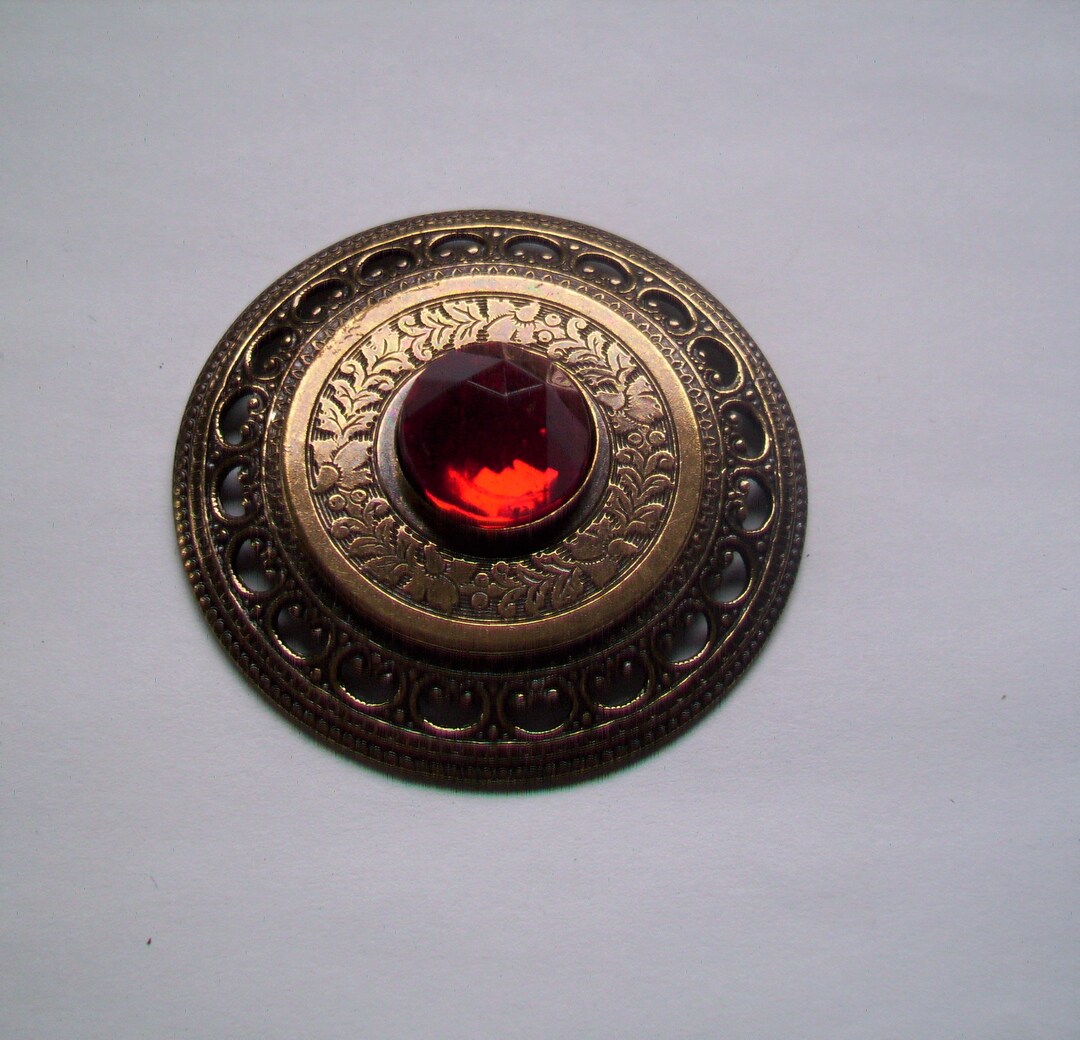 Antique Look Brass Pin/brooch - Round Brass Pin With Transparent Red ...