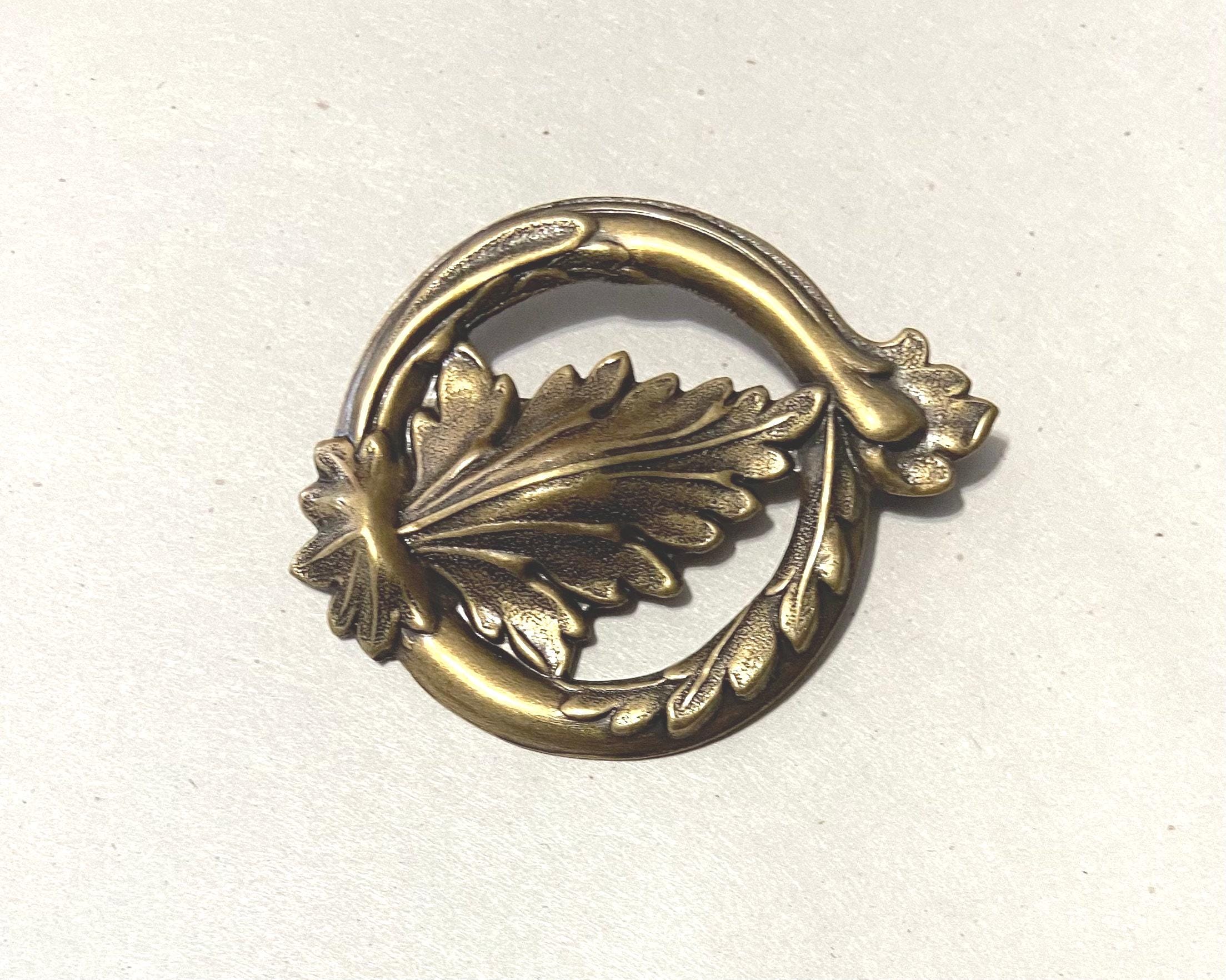 Victorian Style Leaf Circle Pin, Antique Finish - Etsy