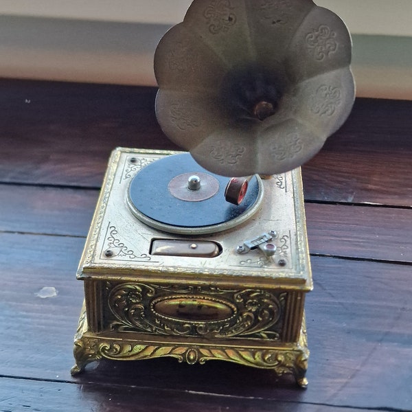 Japanese Music Box - Etsy UK