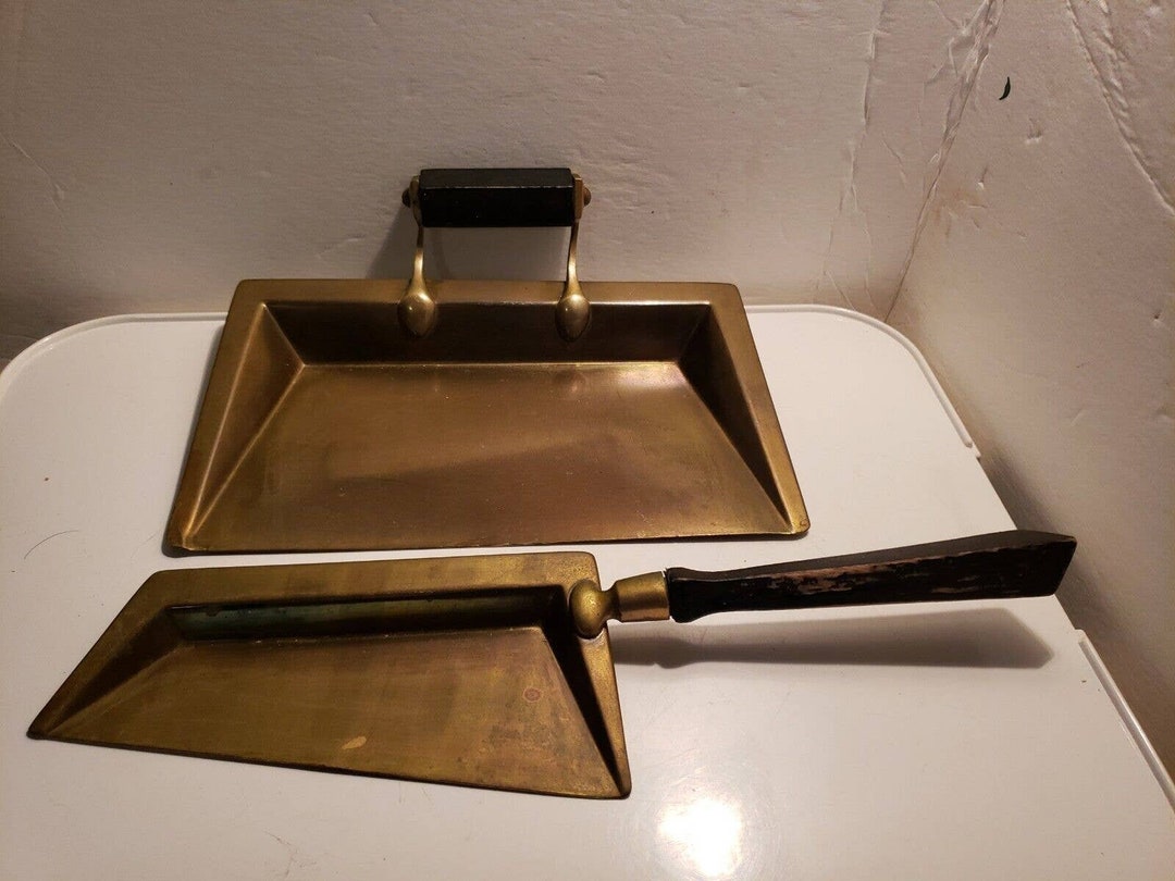 Antique Manning Quality Bowman Brass Bread Crumb Sweeper W/black Wood ...