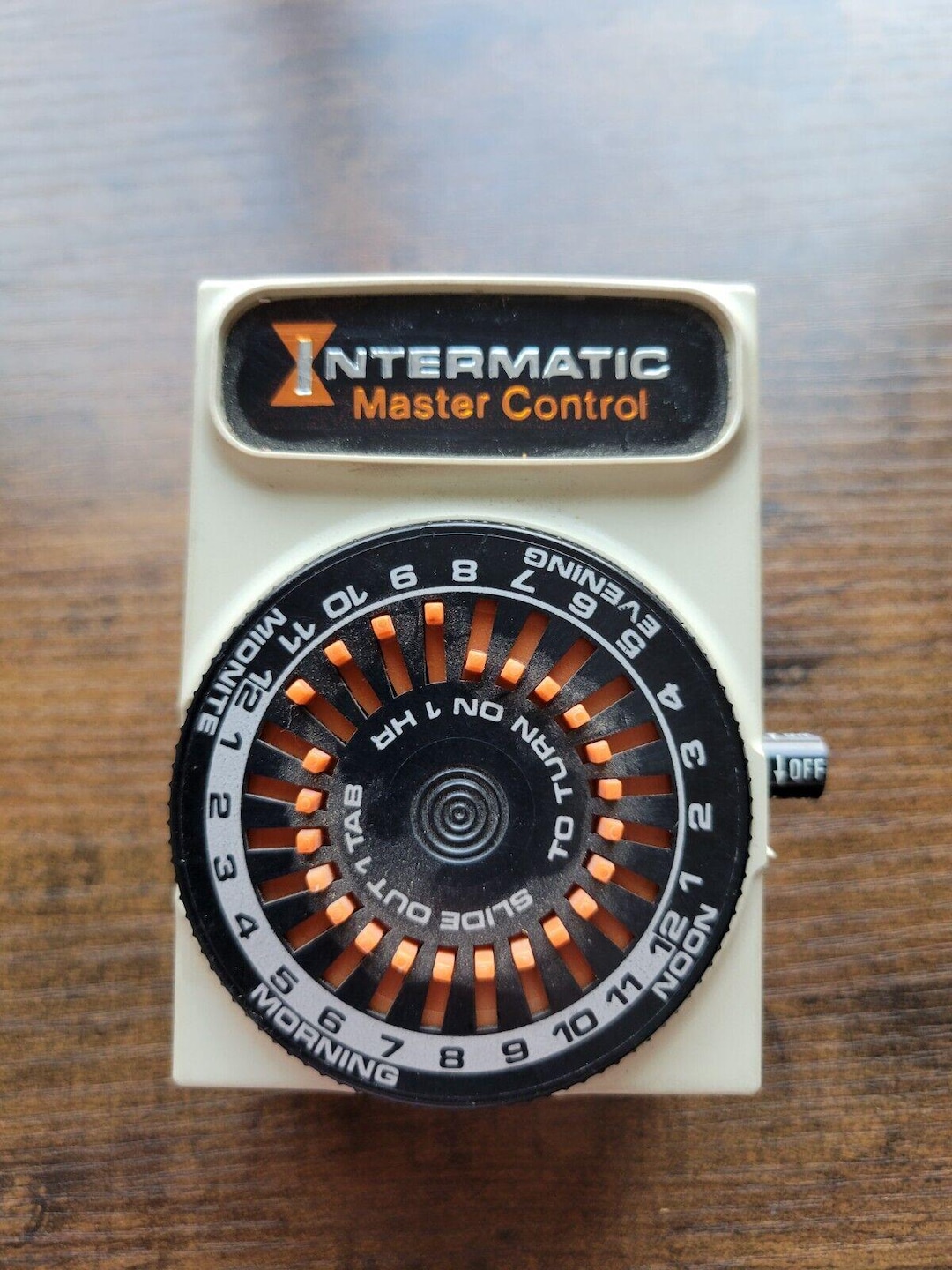 Intermatic Master Control 24 Hour Automatic Program Timer 2 Prong D-811 ...