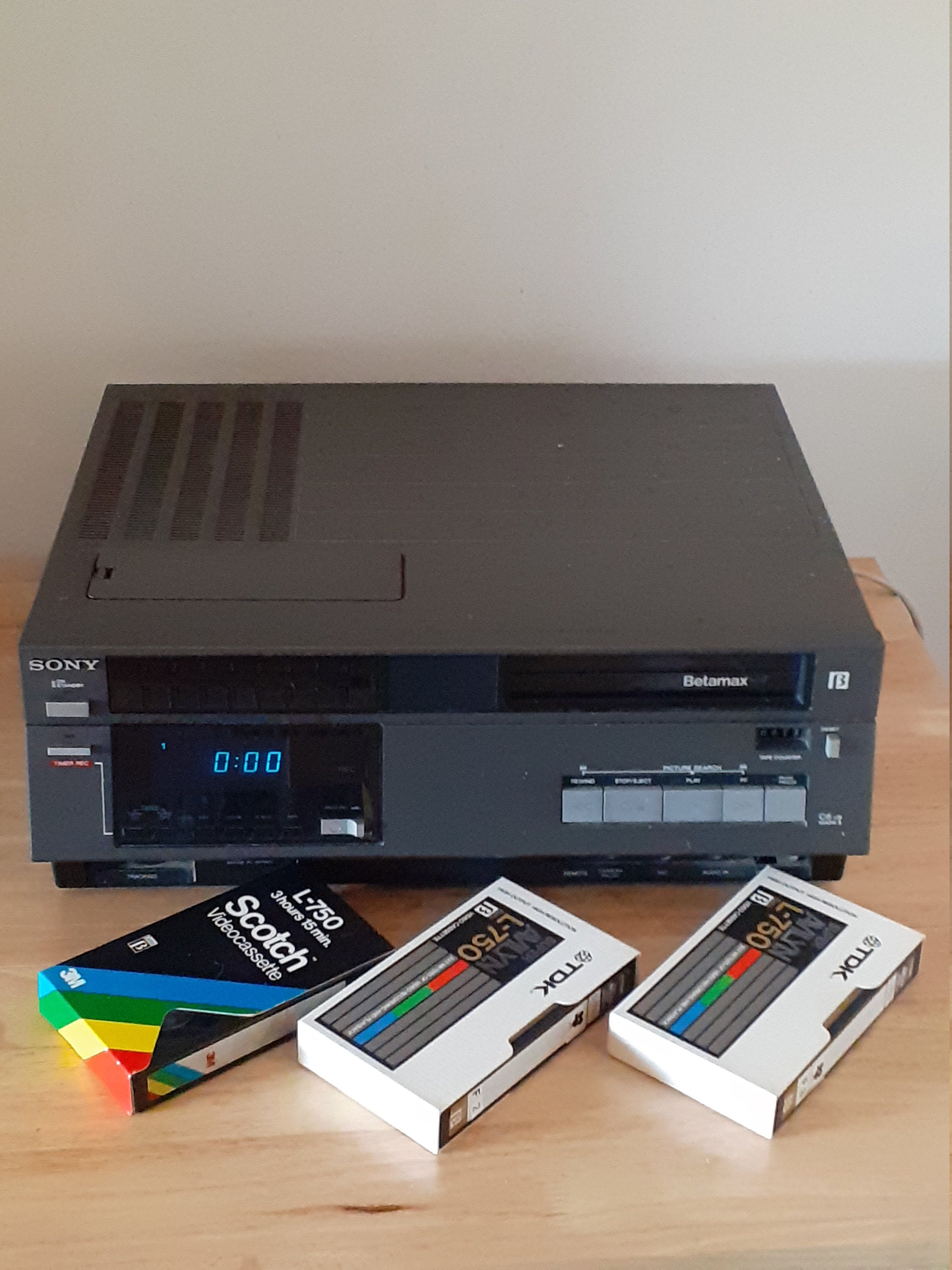 80s Betamax Player