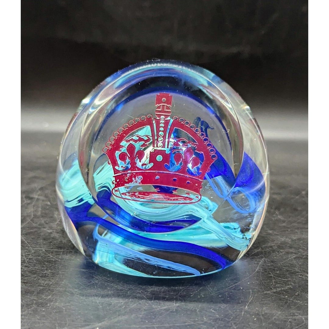 Caithness Art Glass GOLDEN JUBILEE Regal Crown Magnum Paperweight Blue ...