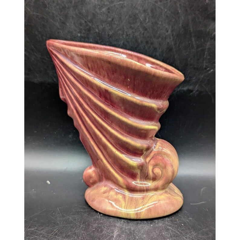 Vintage Gondor Art Pottery Art Deco Red Cornocopia Vase 6.5" - Etsy