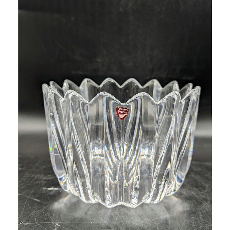 Vintage Orrefors fleur 7.5 Crystal Bowl Designed by Jan Johansson ...