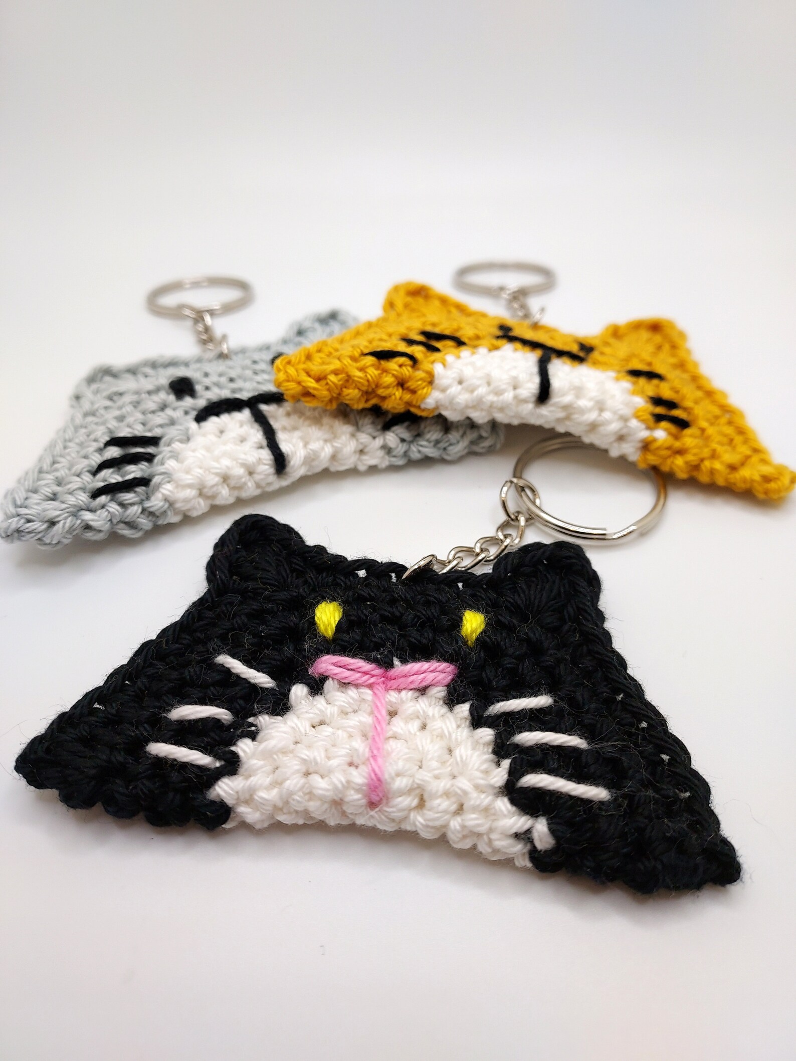 Crochet Cat Face Keychain: Handmade Cotton Yarn Bag Charm - Etsy