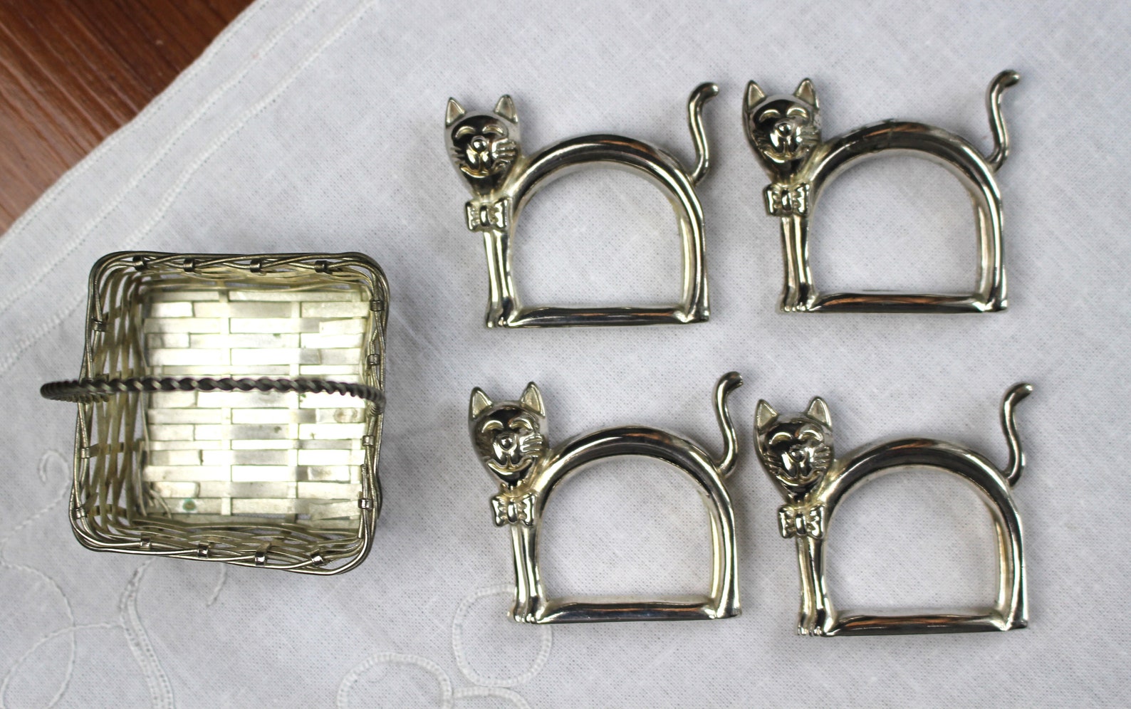 Vintage Metal Set of 4 Cat Shape Napkins/serviette Rings With Holder in ...